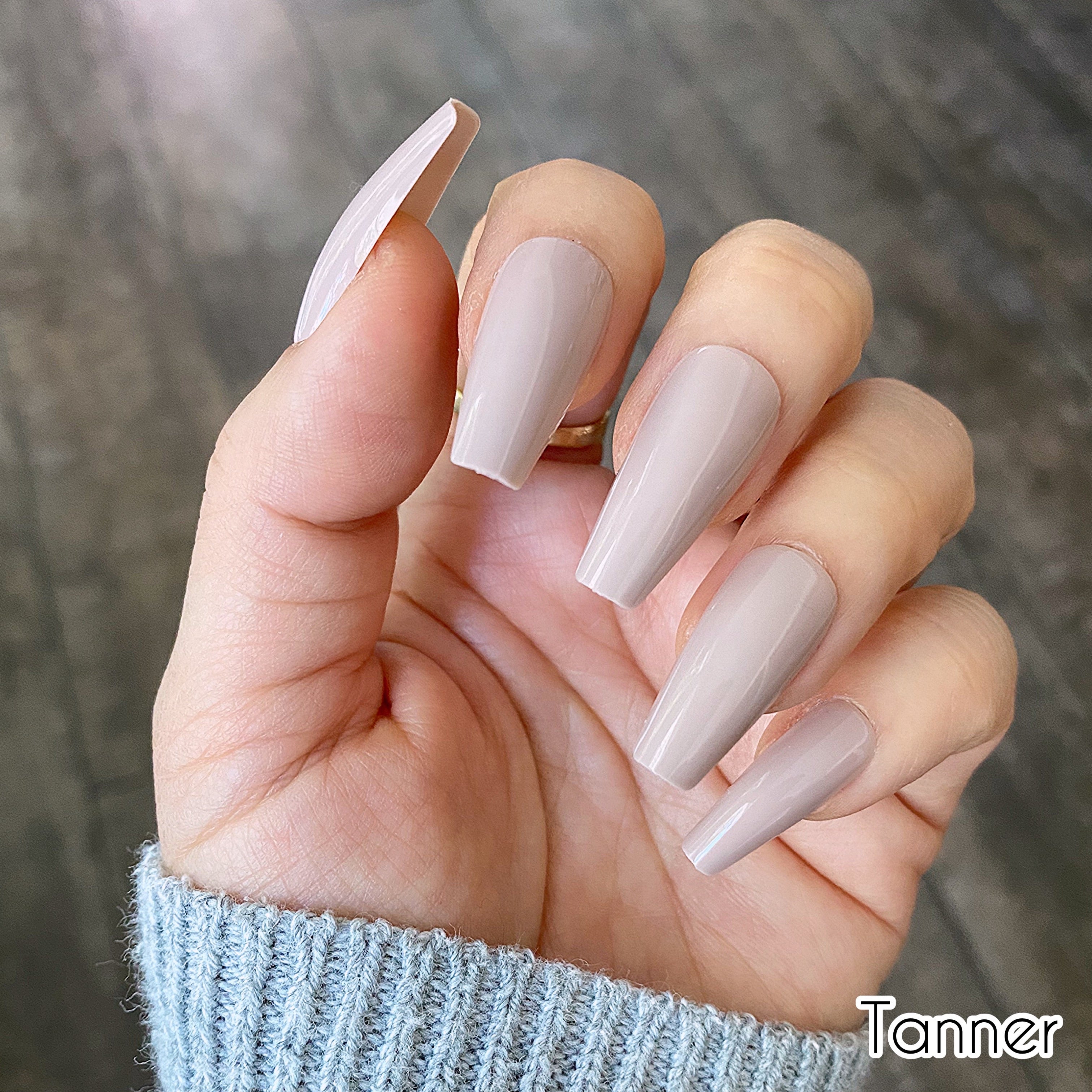 Solid Color Medium Length Coffin Press On Nails | The Nailest